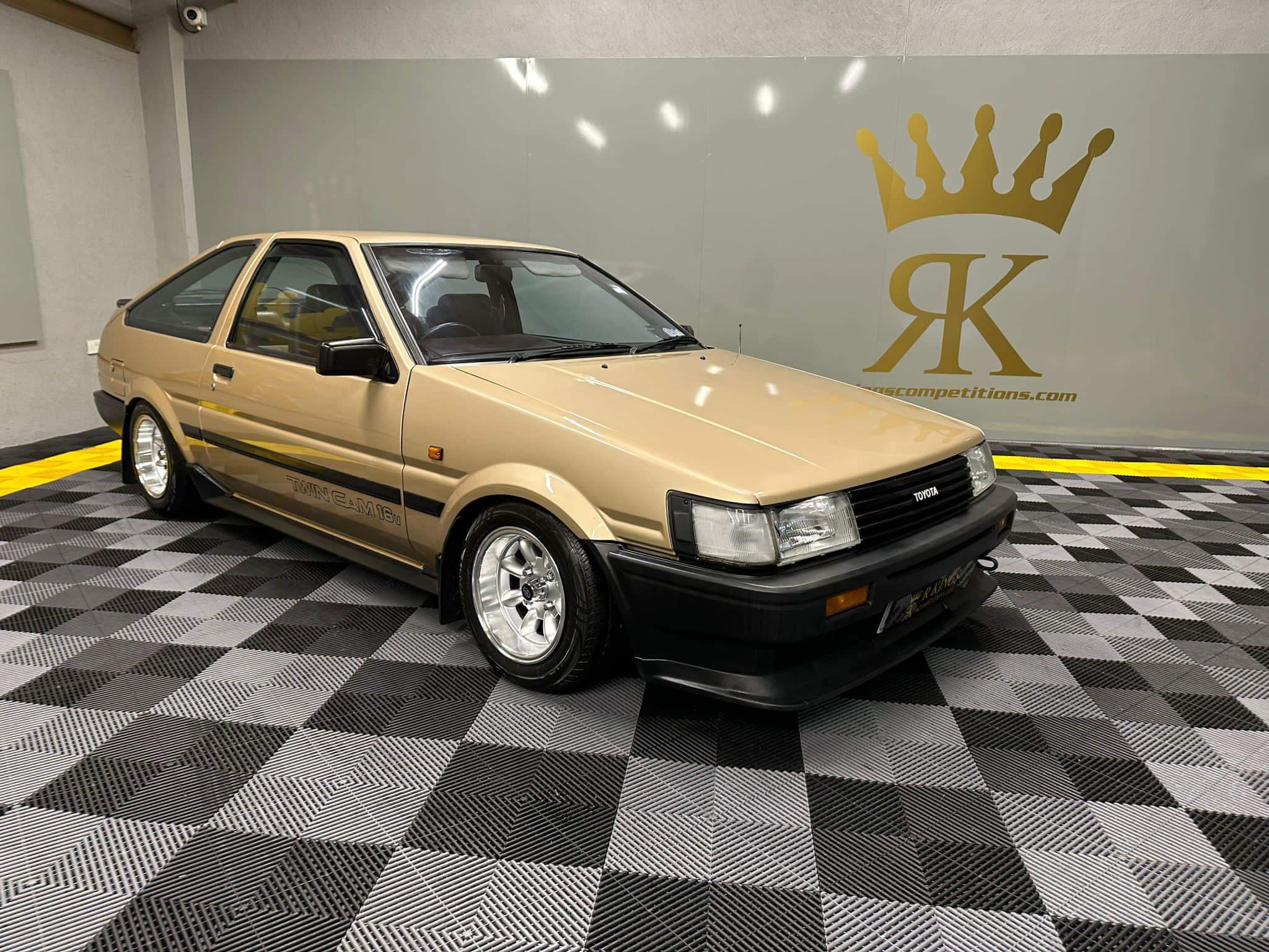 £30,000 OR 84 Toyota Twincam - R Kings Competitions