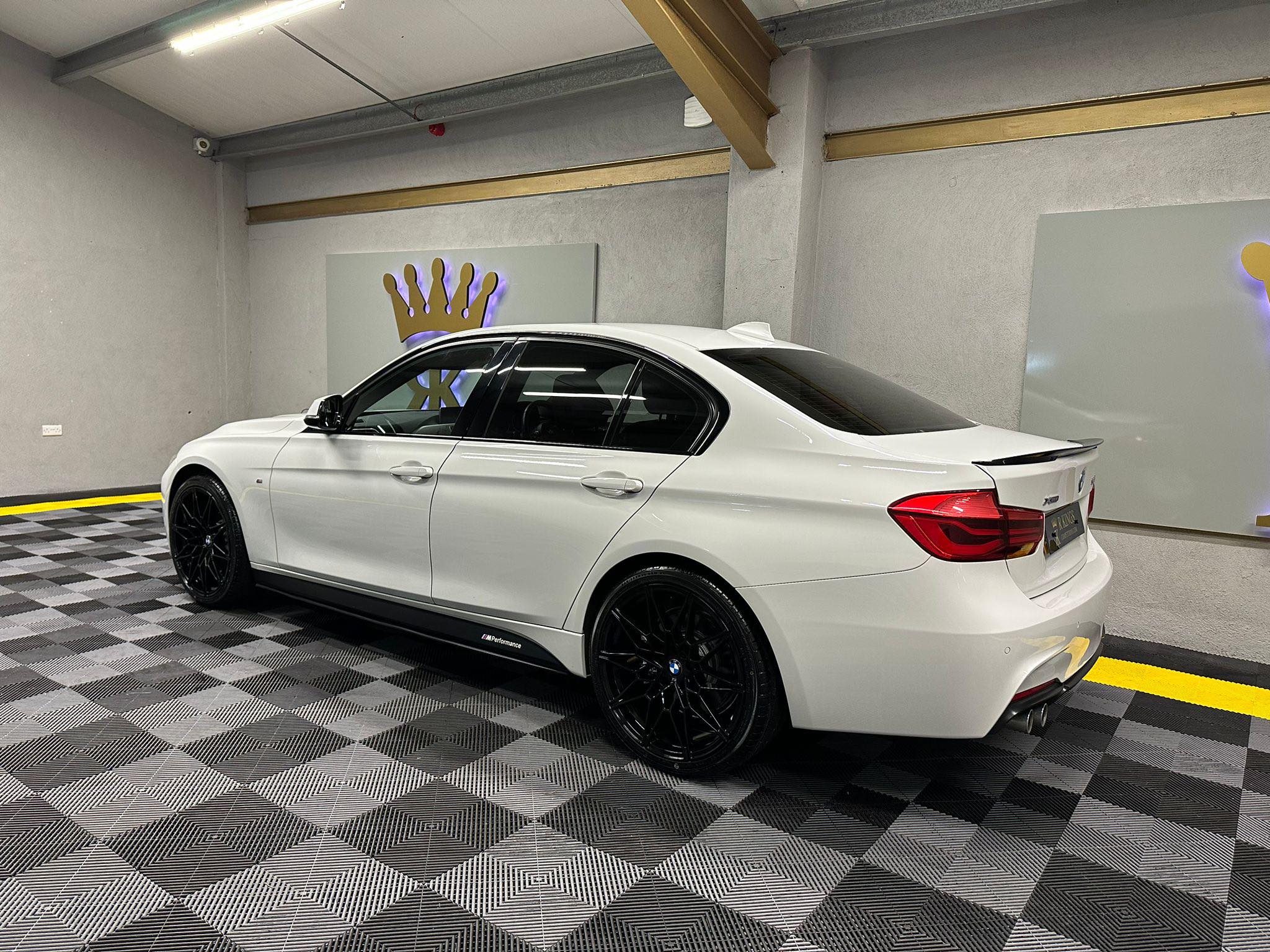 BMW 335d M Sport X Drive - Competitions - R Kings Competitions