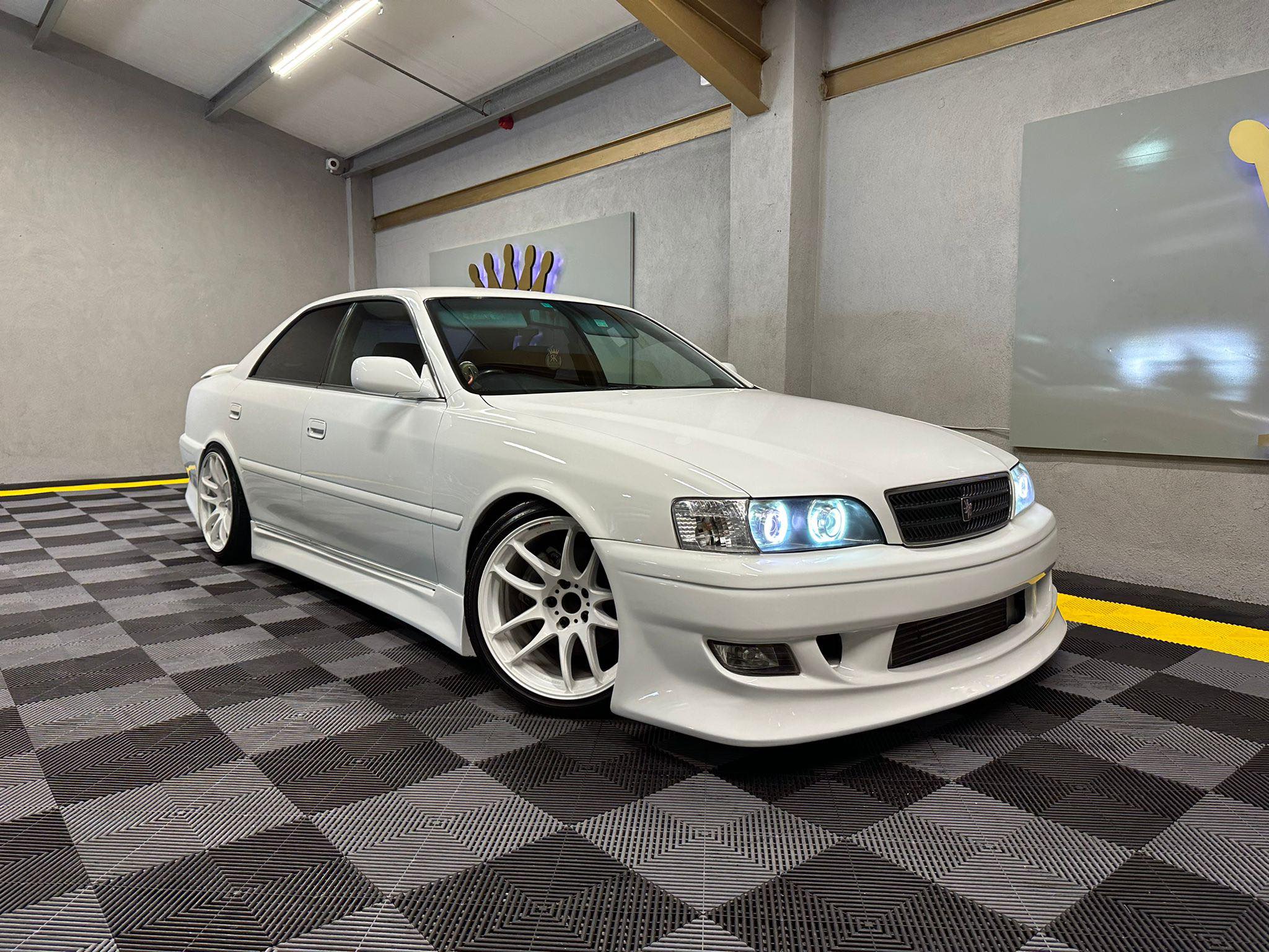 £20,000 OR JZX100 Toyota Chaser Tourer V