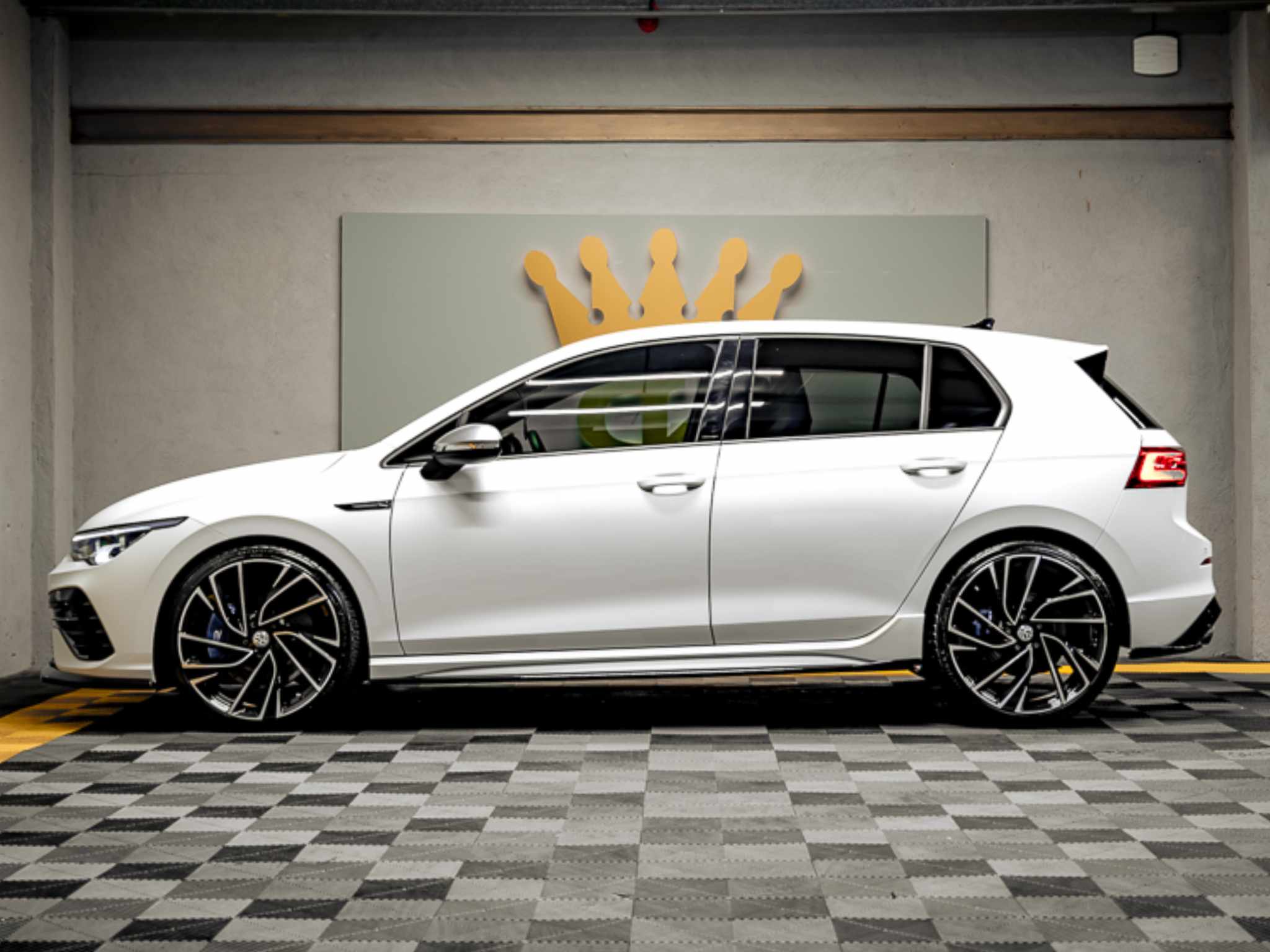 £25,000 or 2021 Golf R DSG 4Motion - Competitions - R Kings Competitions