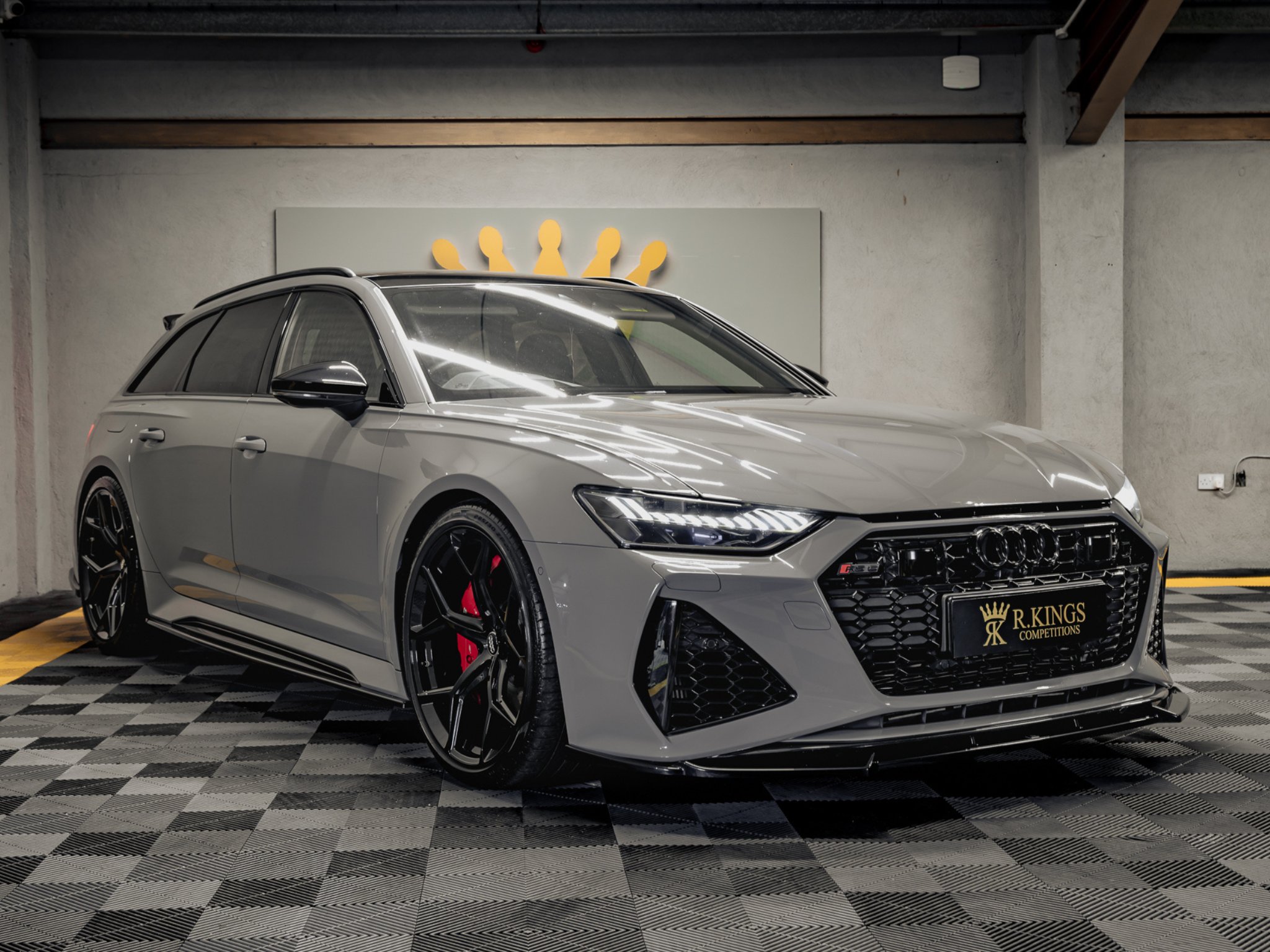 £65,000 OR 2021 Nardo Grey Audi RS6 Avant Vorsprung