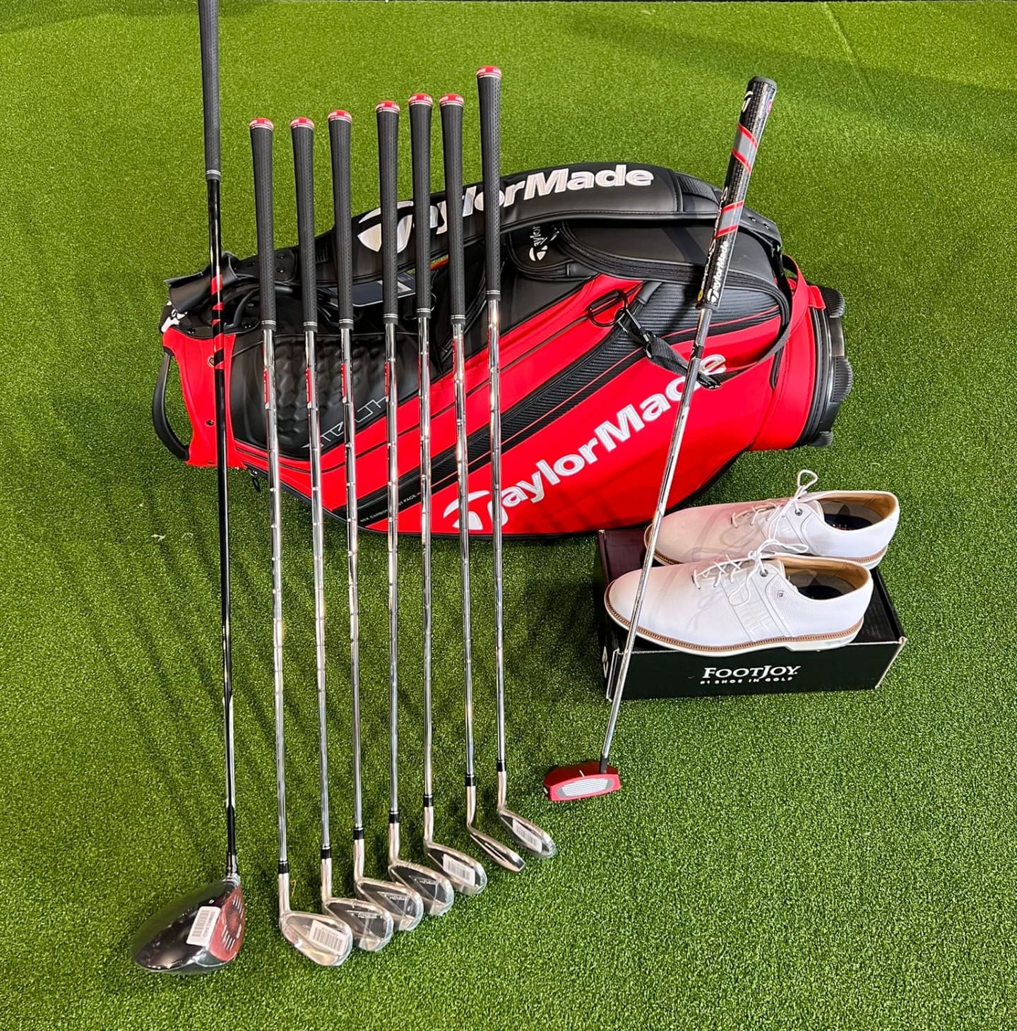 Premium Taylormade Golfing Package - R Kings Competitions