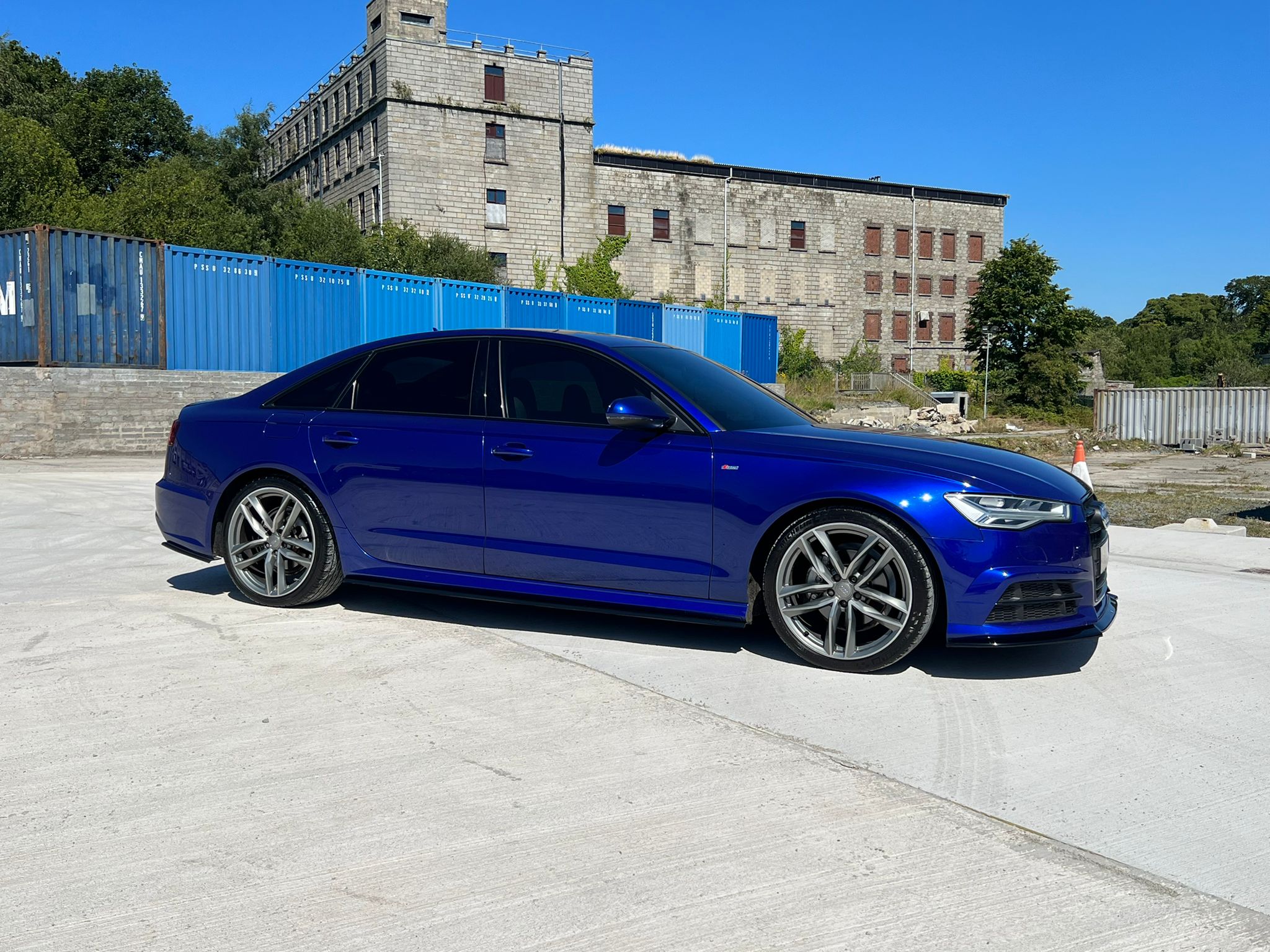Sepang Blue Audi A6 2.0 Sline Black Edition - Competitions - R Kings ...
