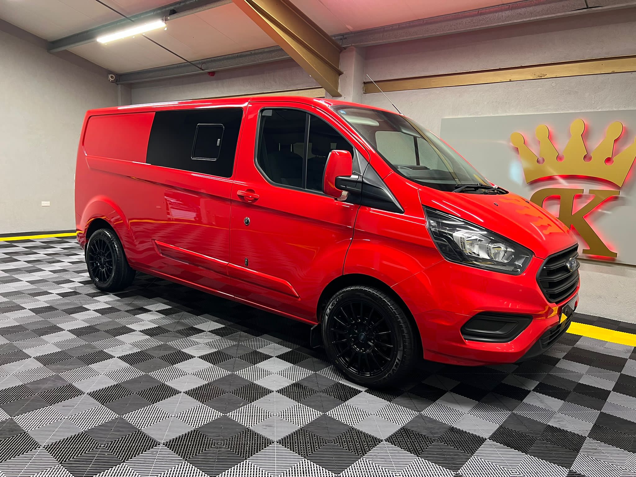 Ford Transit Custom LWB & 24pc Milwaukee Toolkit - Competitions - R ...