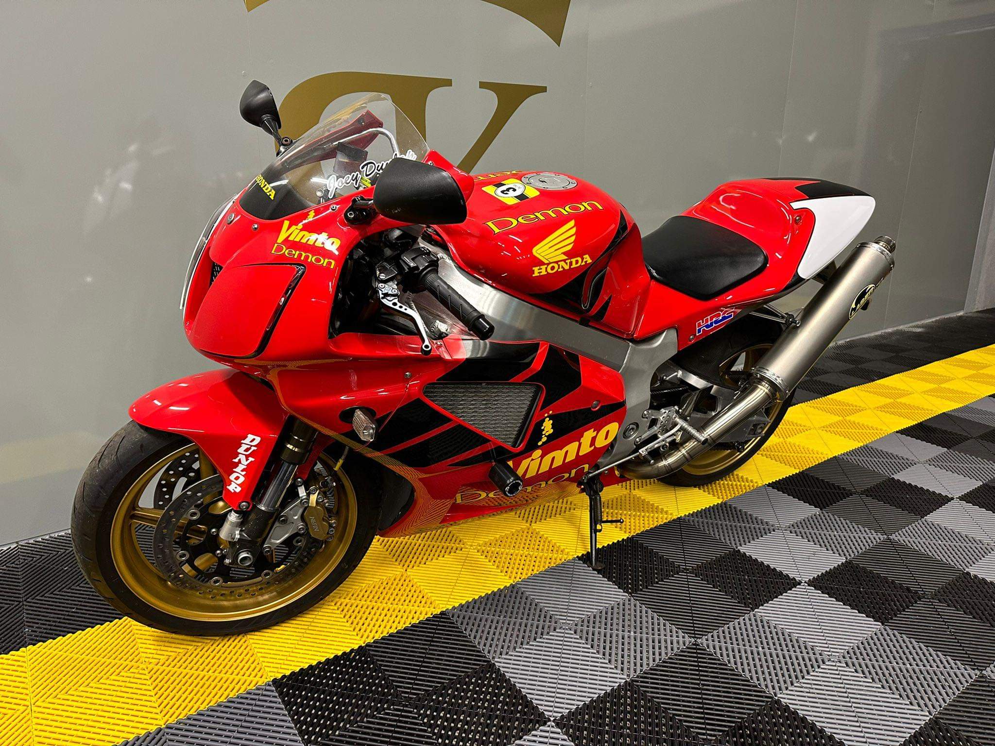 Honda SP1 Full Joey Dunlop Replica - R Kings Competitions