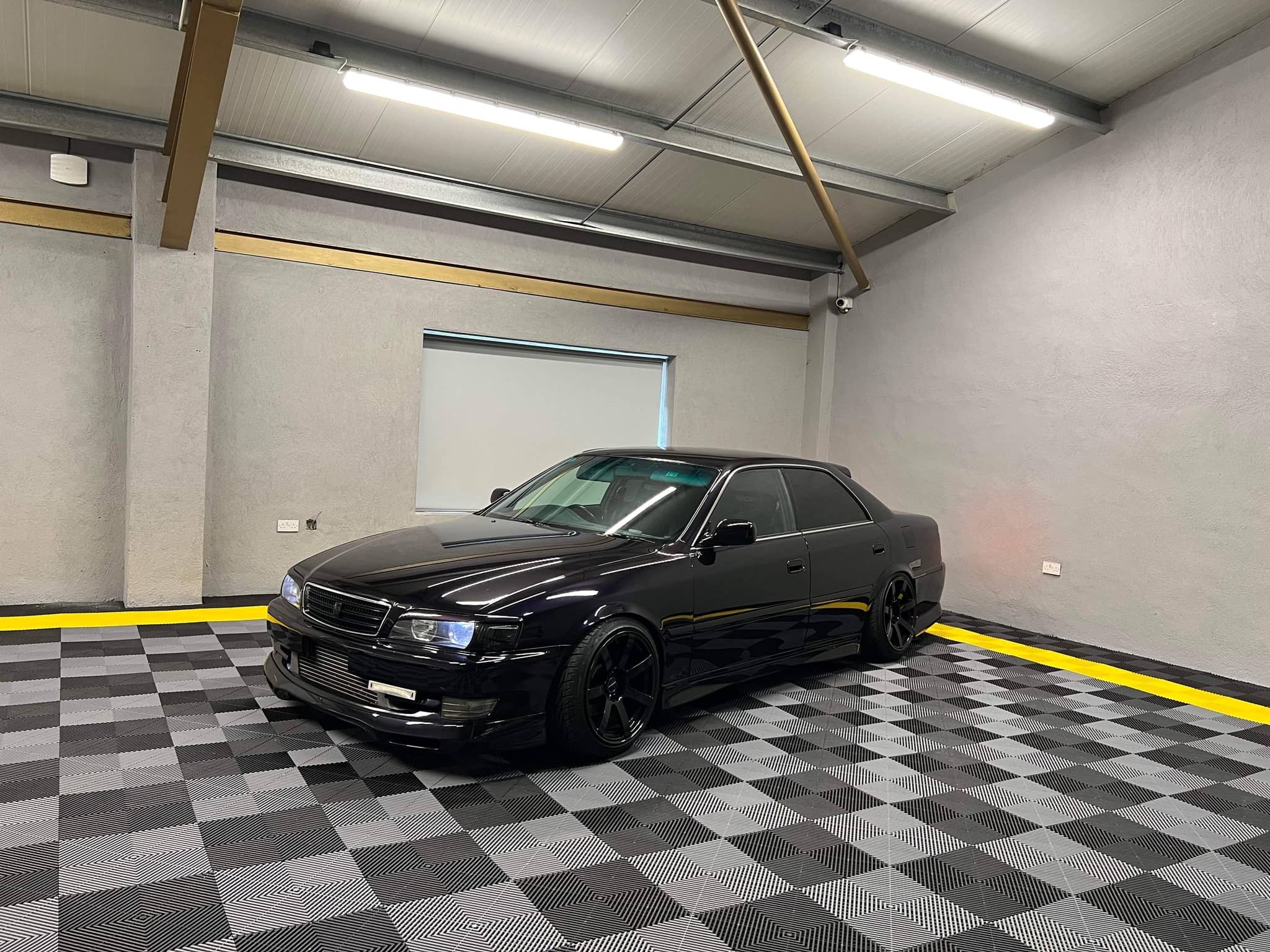 GUARANTEED DRAW TOMORROW 7PM-2000 Toyota Chaser Tourer V JZX100